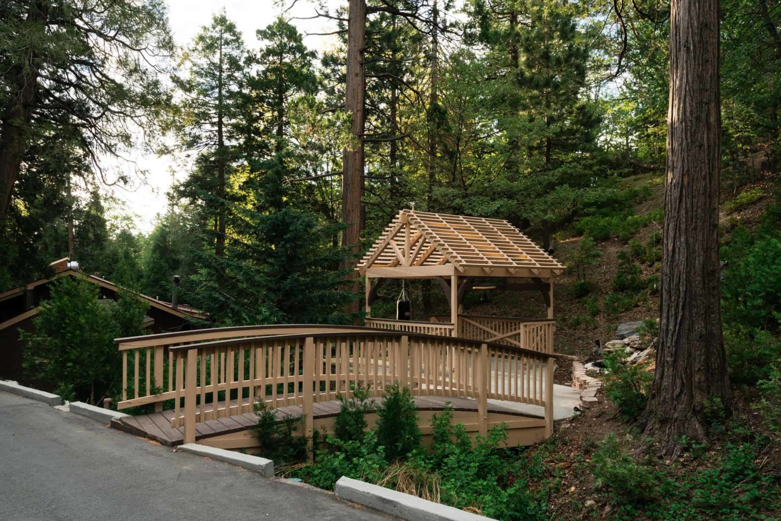 #1 Drug Addiction Treatment in CA | Serenity Lodge